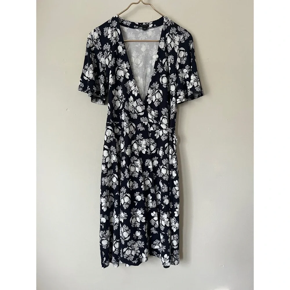 Ann Taylor | Dresses | Ann Taylor Navy Blue White Floral Lemon Print ...